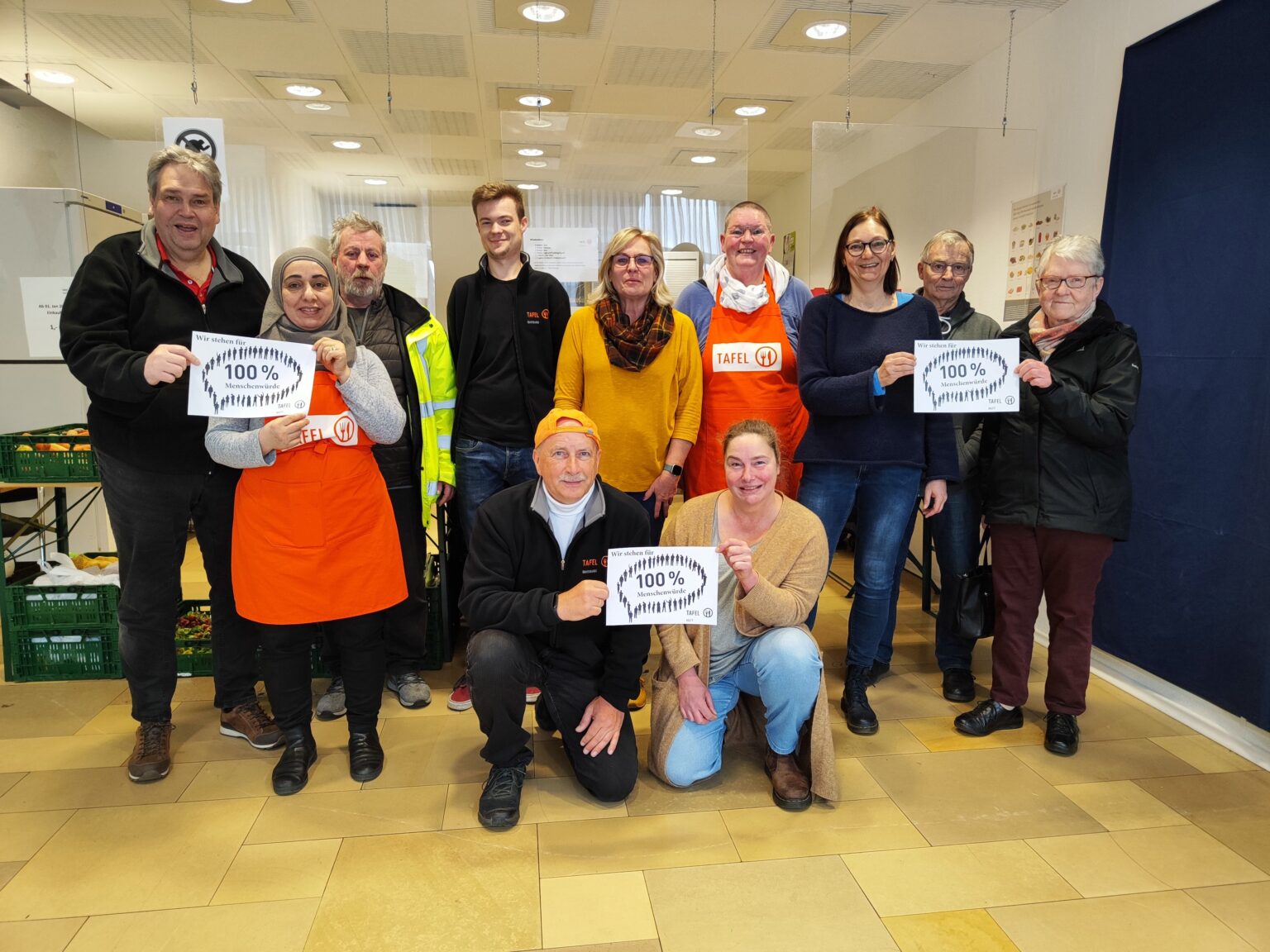 Tafel-Aktive stehen für 100 % Menschenwürde - Blog | Tafel Deutschland
