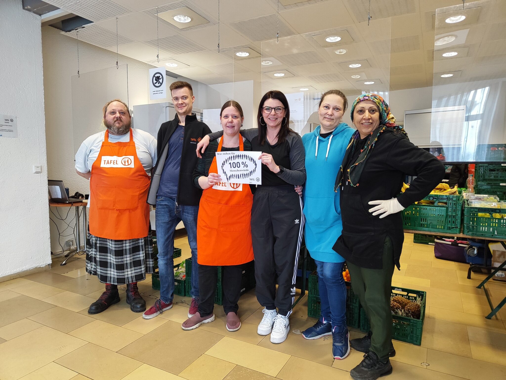 Tafel-Aktive stehen für 100 % Menschenwürde - Blog | Tafel Deutschland